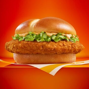 McDonald's: Get the McDonald's McCrispy Chicken Sandwich in Canada ...